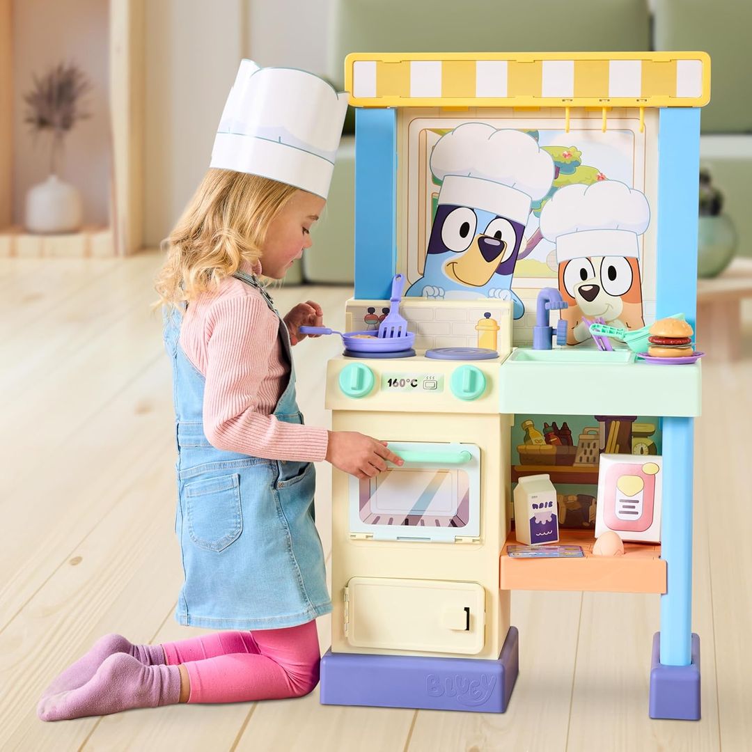 Bluey - Cook with Chef Kitchen Playset! - Home of The Humble Warrior